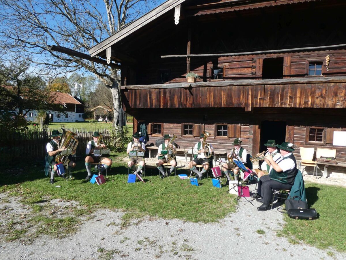 »A richtiger Kiada …« | zwiefach